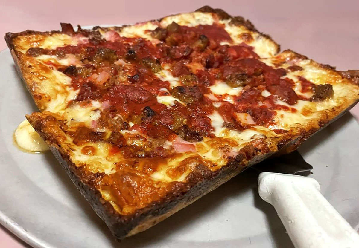 Top 100 Pizza Spots in the Midwest 2024 - Yelp